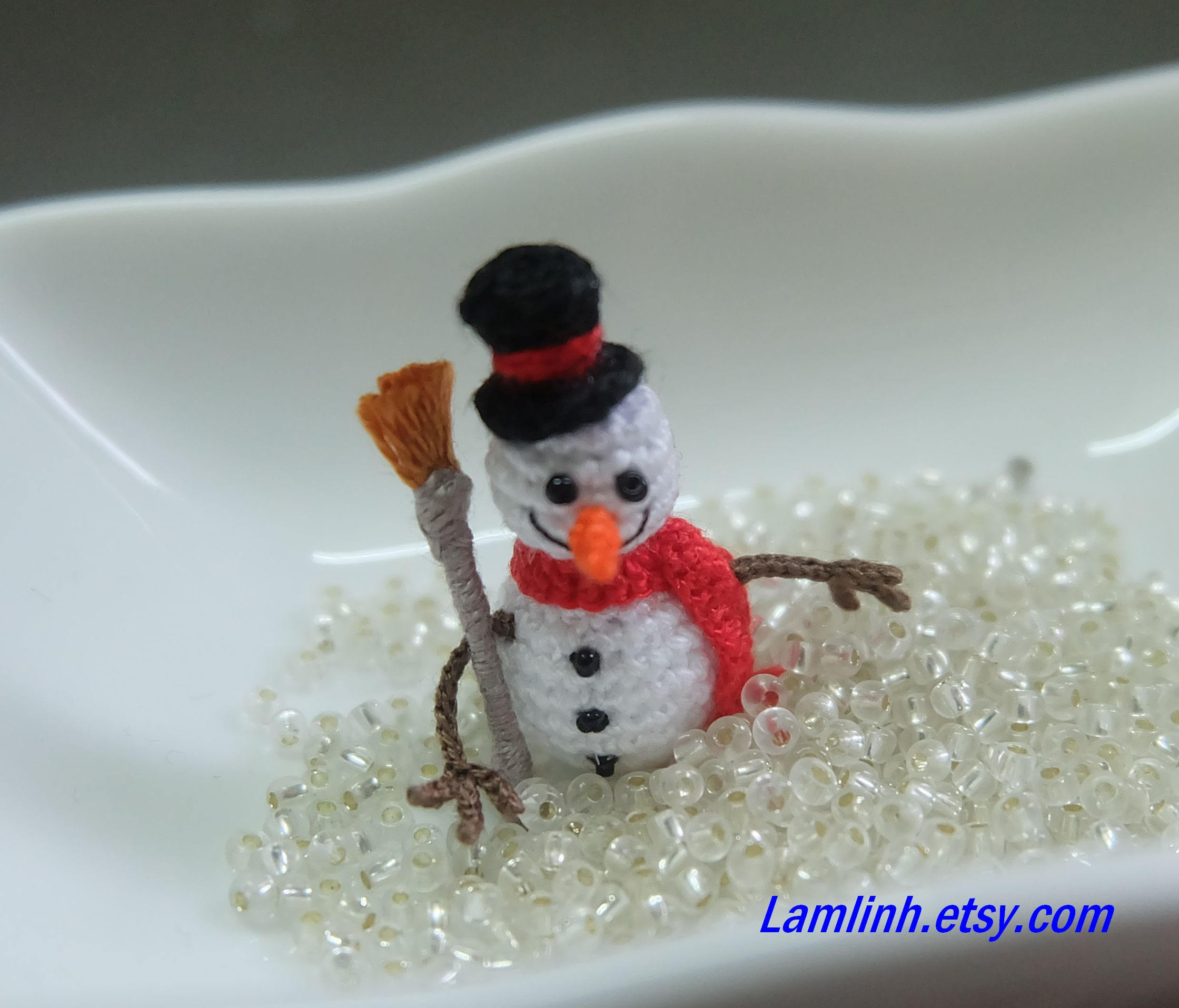 1 Inch Miniature Snowman Tiny Amigurumi Crochet Snowman - Etsy
