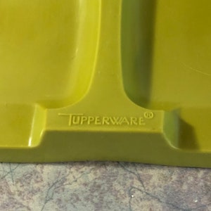 Vintage 70's Avocado Green Plastic Tupperware Spoon Rest - Kitchen ...