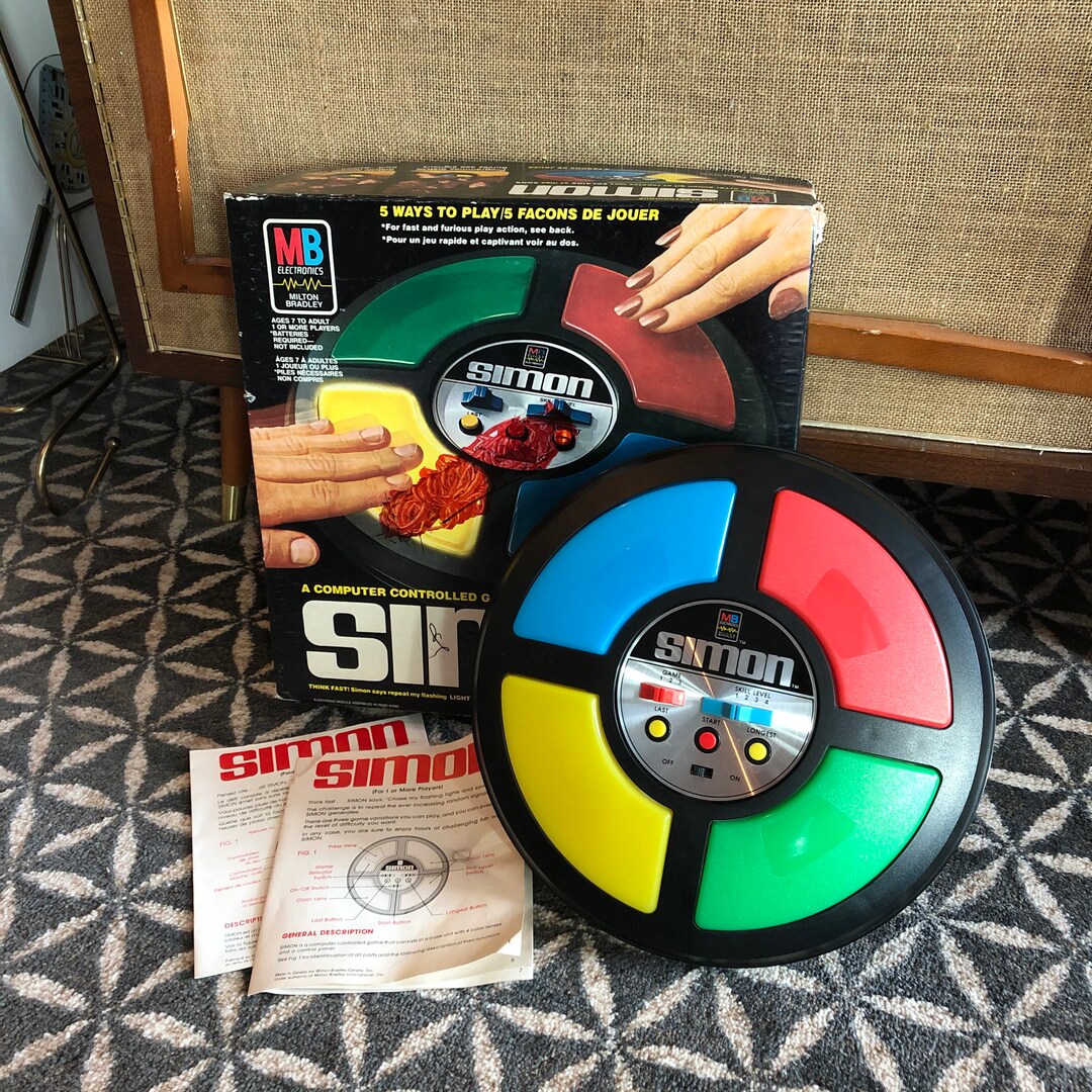 Vintage 70's "simon" Electronic Game - 1 or More Players - 1978 ...