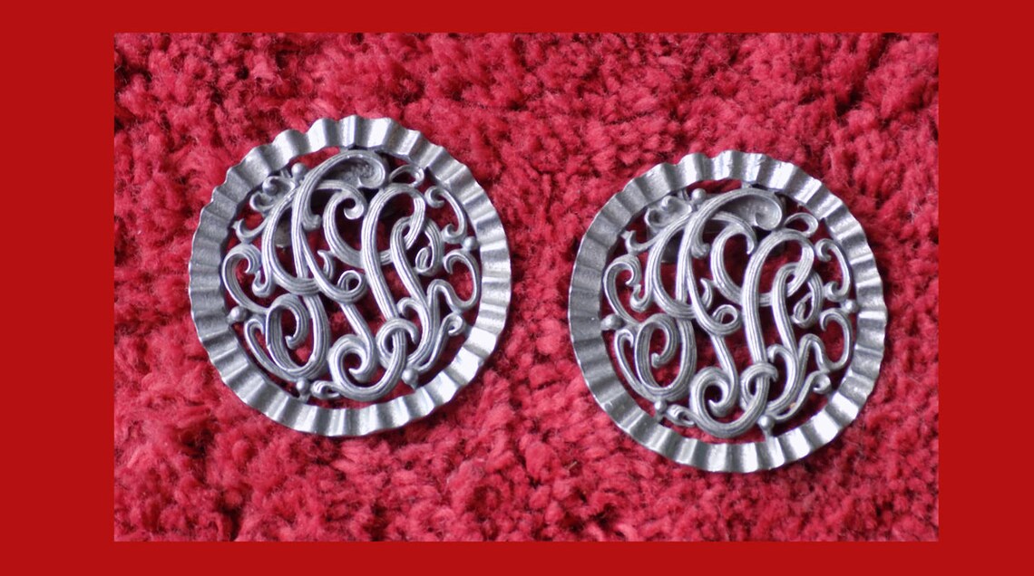 1960s Large MOD Monogram Style Toe Tip Shoe Clips - Etsy
