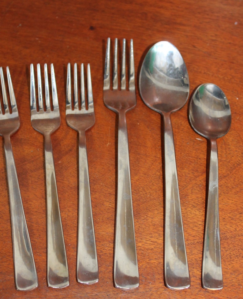 Vintage Flatware GIBSON From China 25 Pattern Simple Design Replacement ...