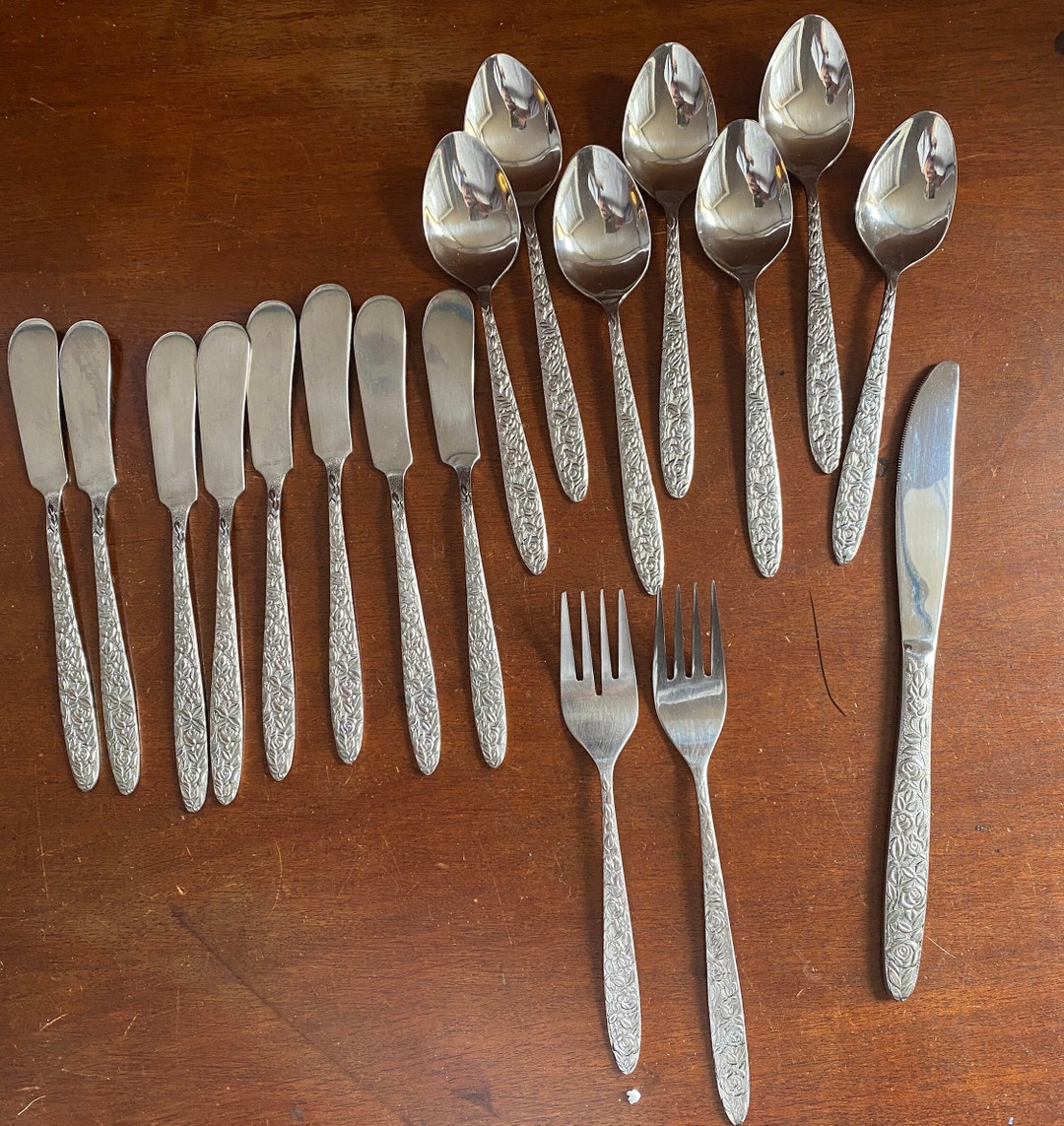 Cosmos Stainless Silverware CSM48 | Floral Design | Vintage Flatware ...