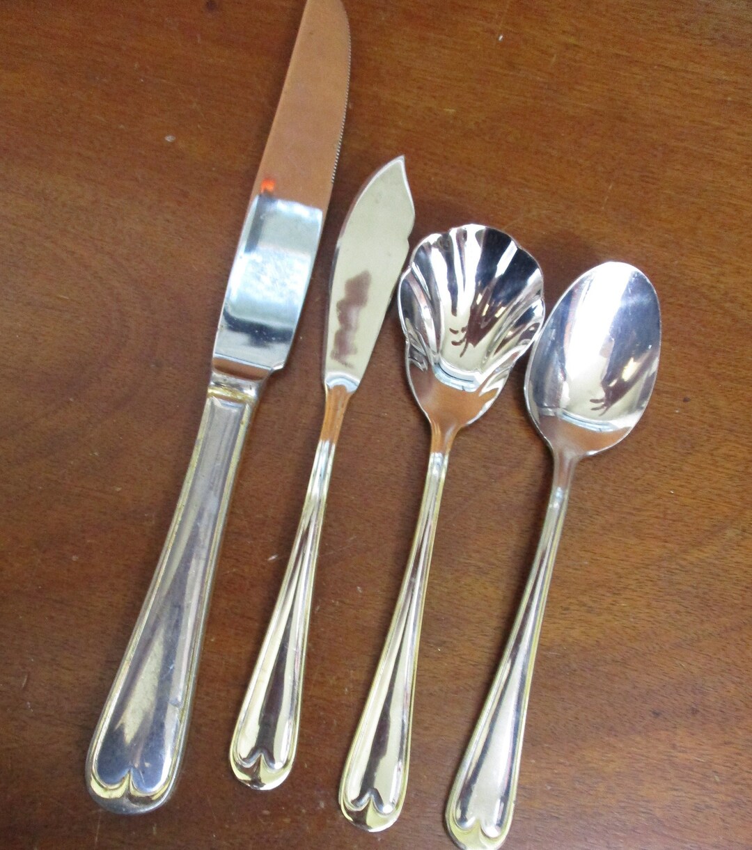 Oneida Gold Trim | Vintage Silverware | Silver and Gold | Plain ...