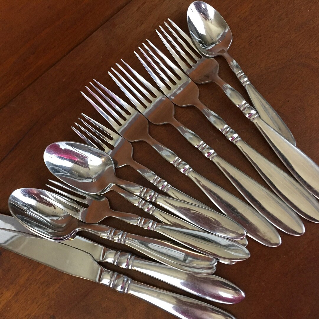 ONEIDA MANCHESTER Stainless Silverware Vintage Flatware | Replacement ...