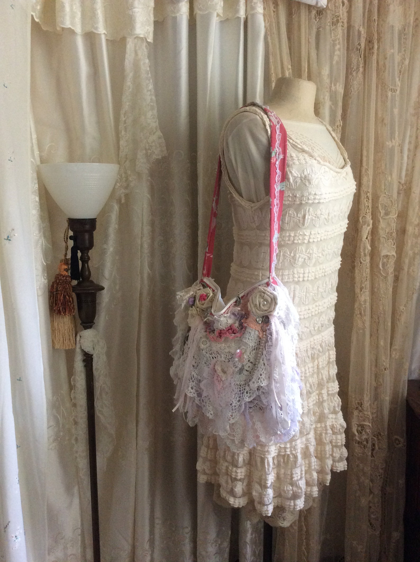 DOILY LACE PURSE With Zipper Closure Ooak Shabby Vintage | Etsy