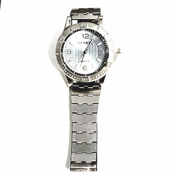 Geneva Quarts Mans Silver Watch - Gem