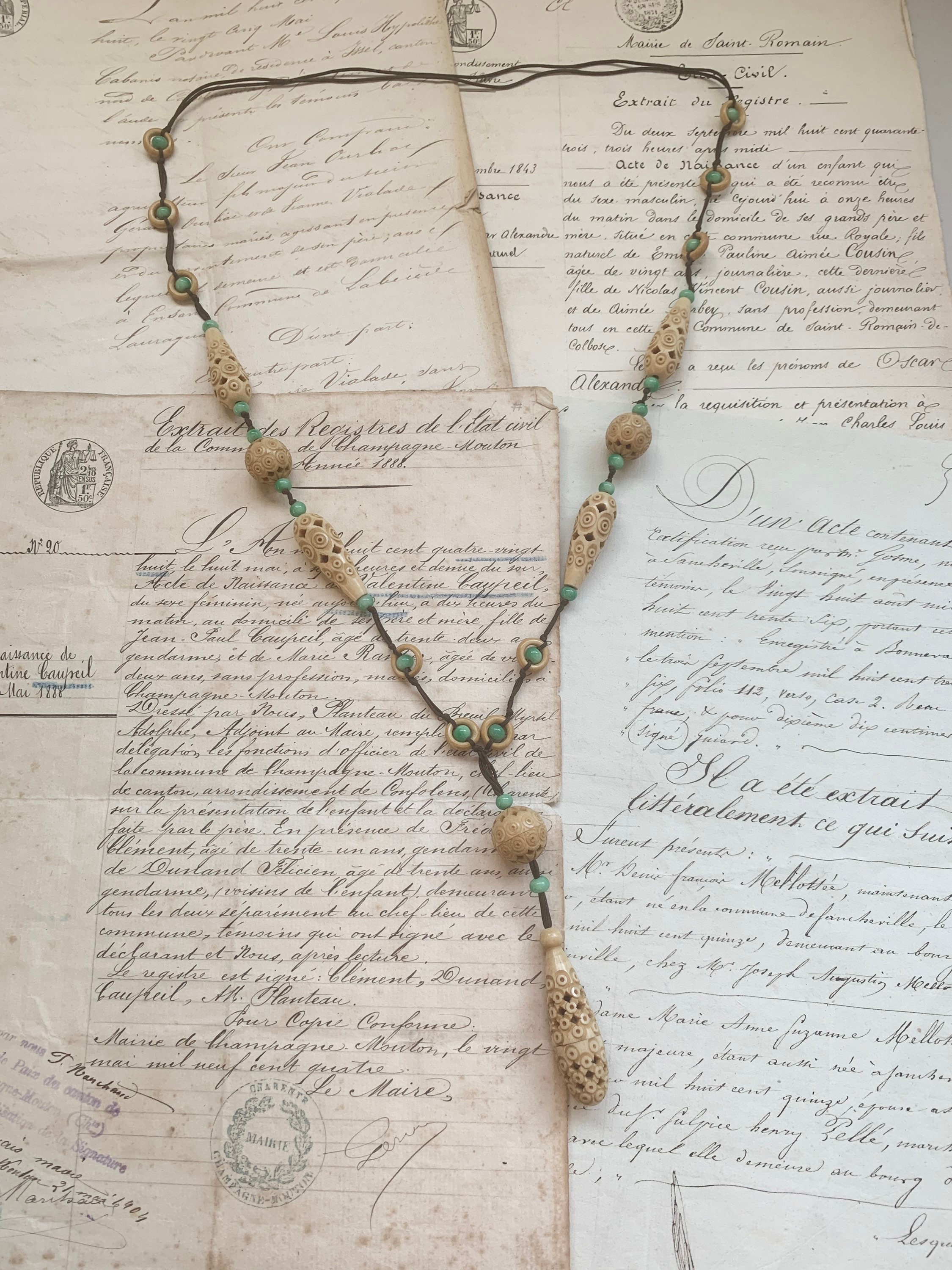 Secret Compartment Art Deco Chinese Lavaliere Flapper Carved Bone ...