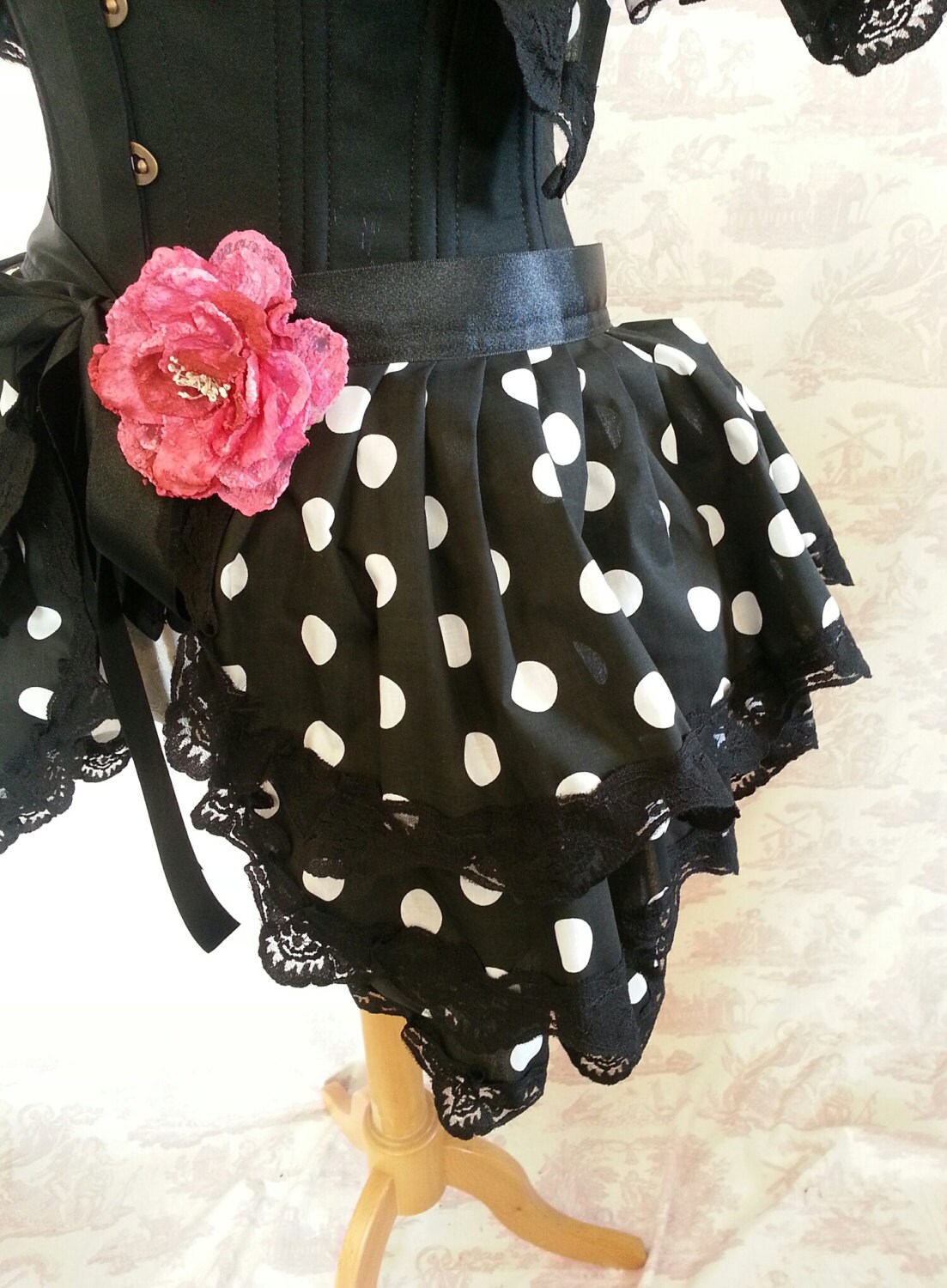 MINNIE Burlesque Bustle Skirt and Shrug SET lolita - Etsy