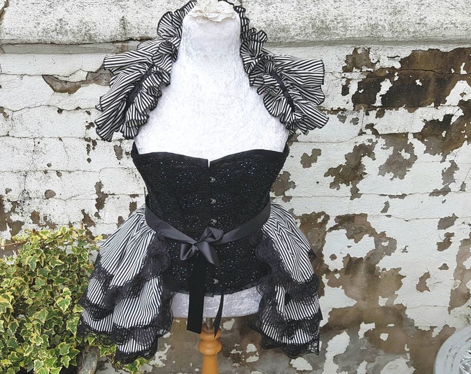 GothicBurlesque - Etsy UK