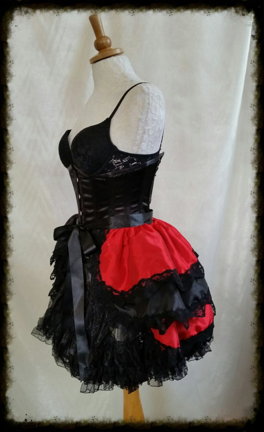GothicBurlesque - Etsy