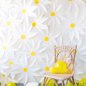 Paper Daisy Backdrop, PDF Template - Etsy