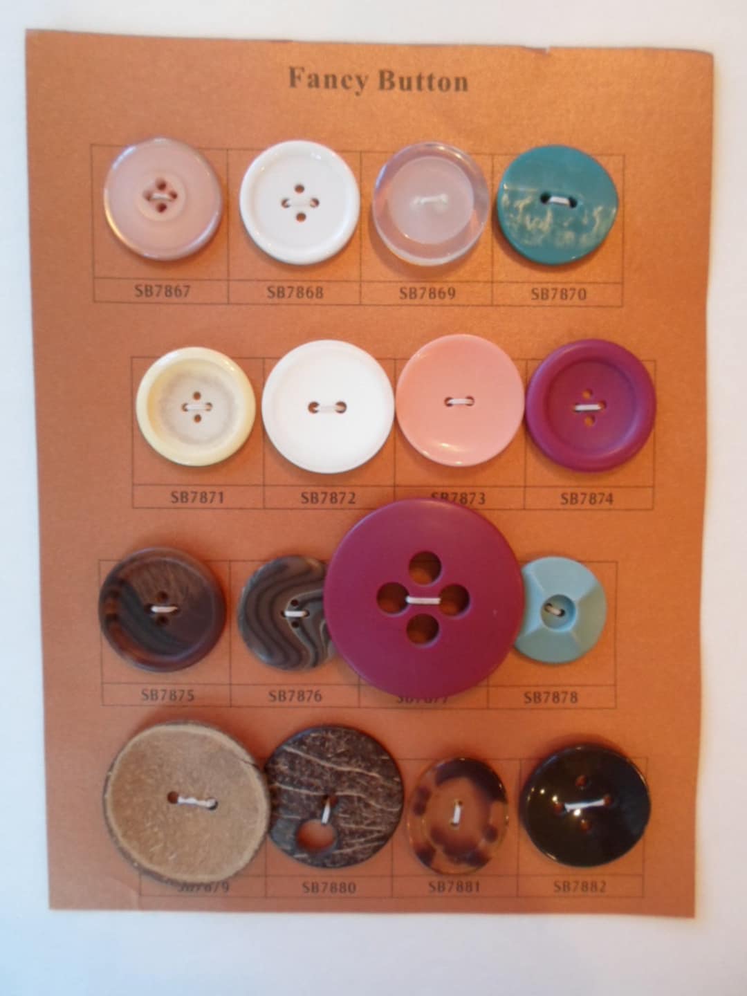 Button Sample Salesman Card With 16 LARGE Assorted Colorful Buttons for ...