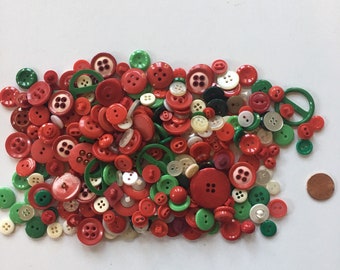 Christmas Colored Buttons - Etsy