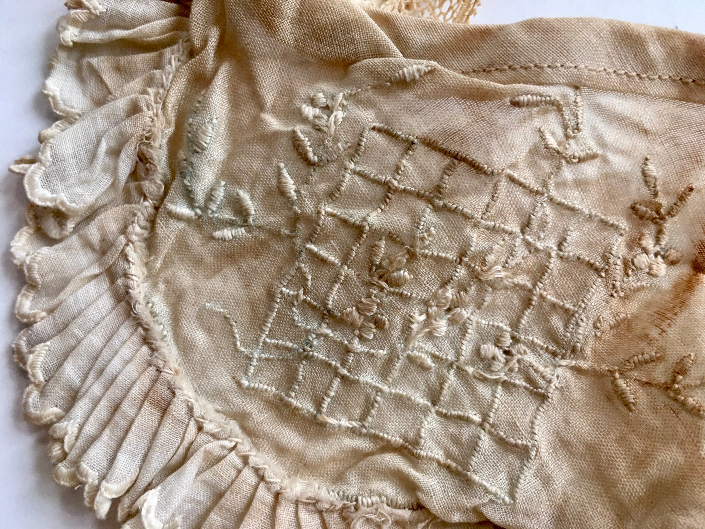 Vintage and Antique Distressed Lace Collars Embroidery Pleated Set of 4 ...