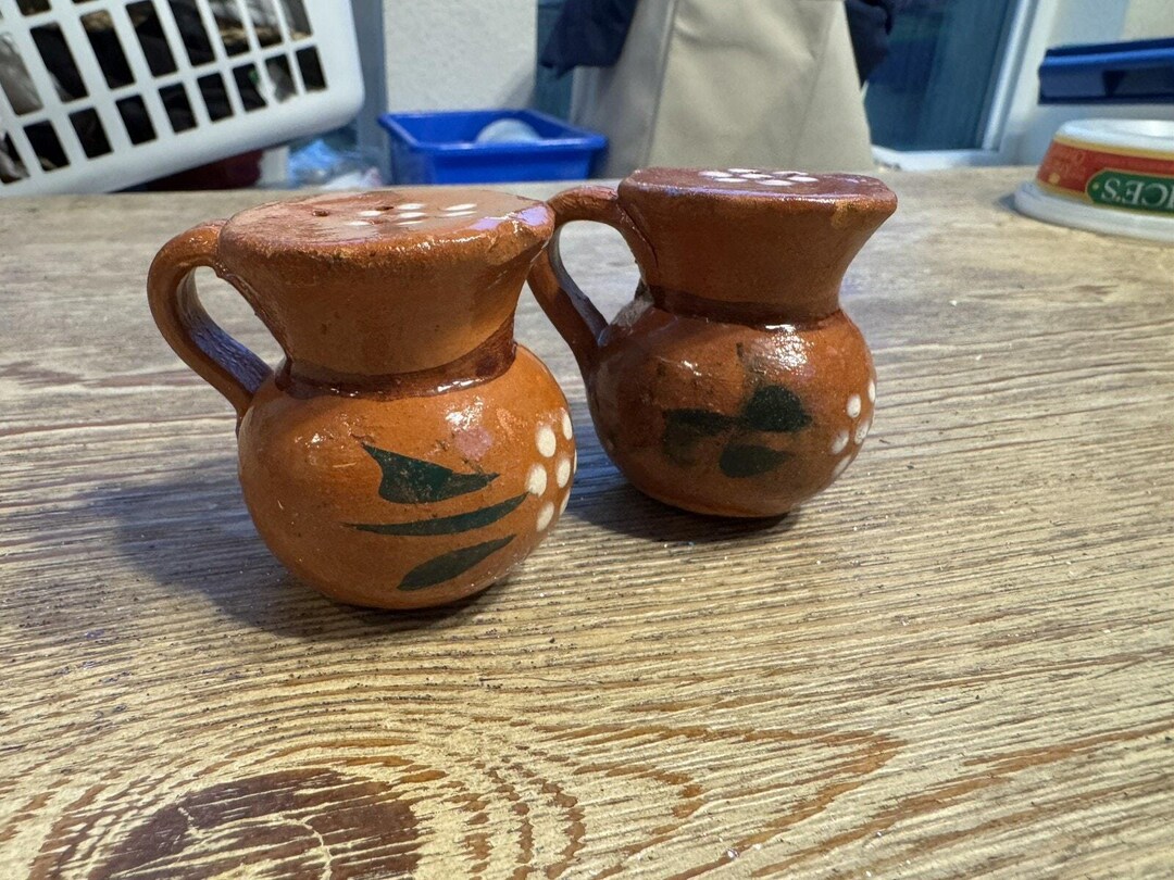 Clay Salt and Pepper Shakers Mexico Pottery. Hand Painted - Etsy
