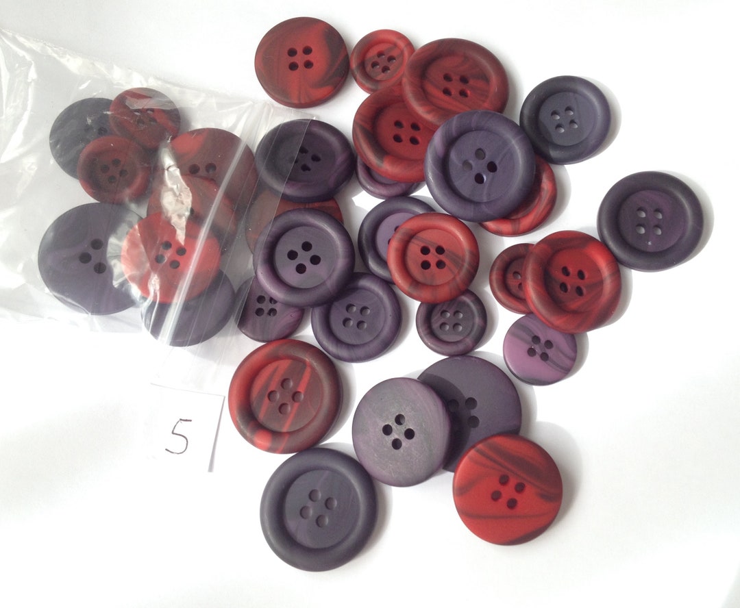 70 Gr 2,5 Oz Fake Wood Plastic Buttons 4 Holes Mixed Sizes and Colours ...