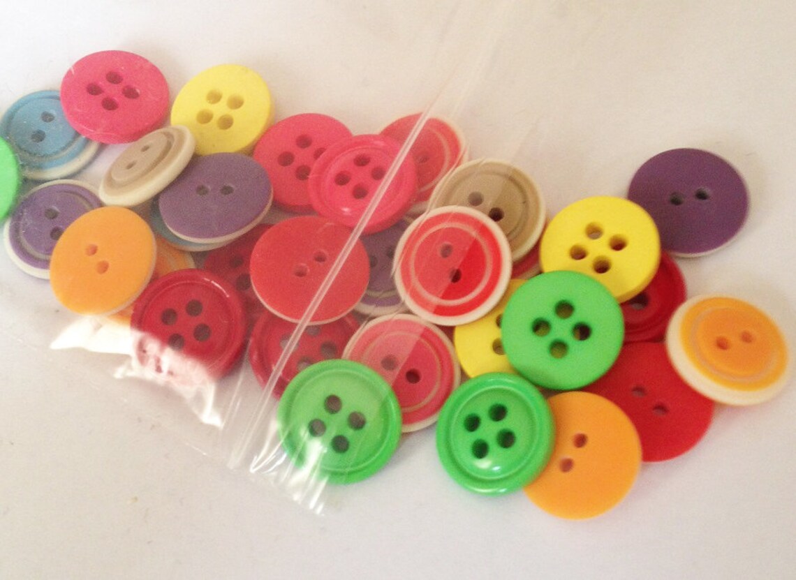 Set of 33 Colourful Plastic Buttons 2 Holes 4 Holes Size 15 - Etsy