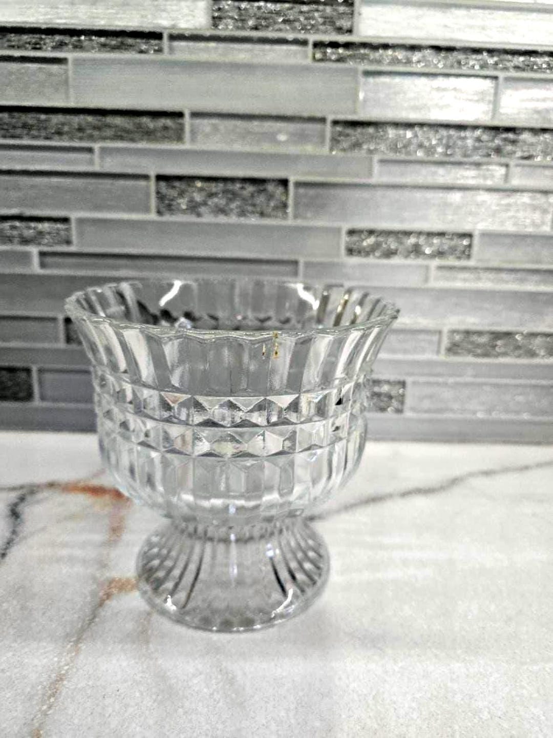 Vintage Stamped FTDA 1986 Clear Glass Ribbed & Cube Pedestal Bowl/candy ...