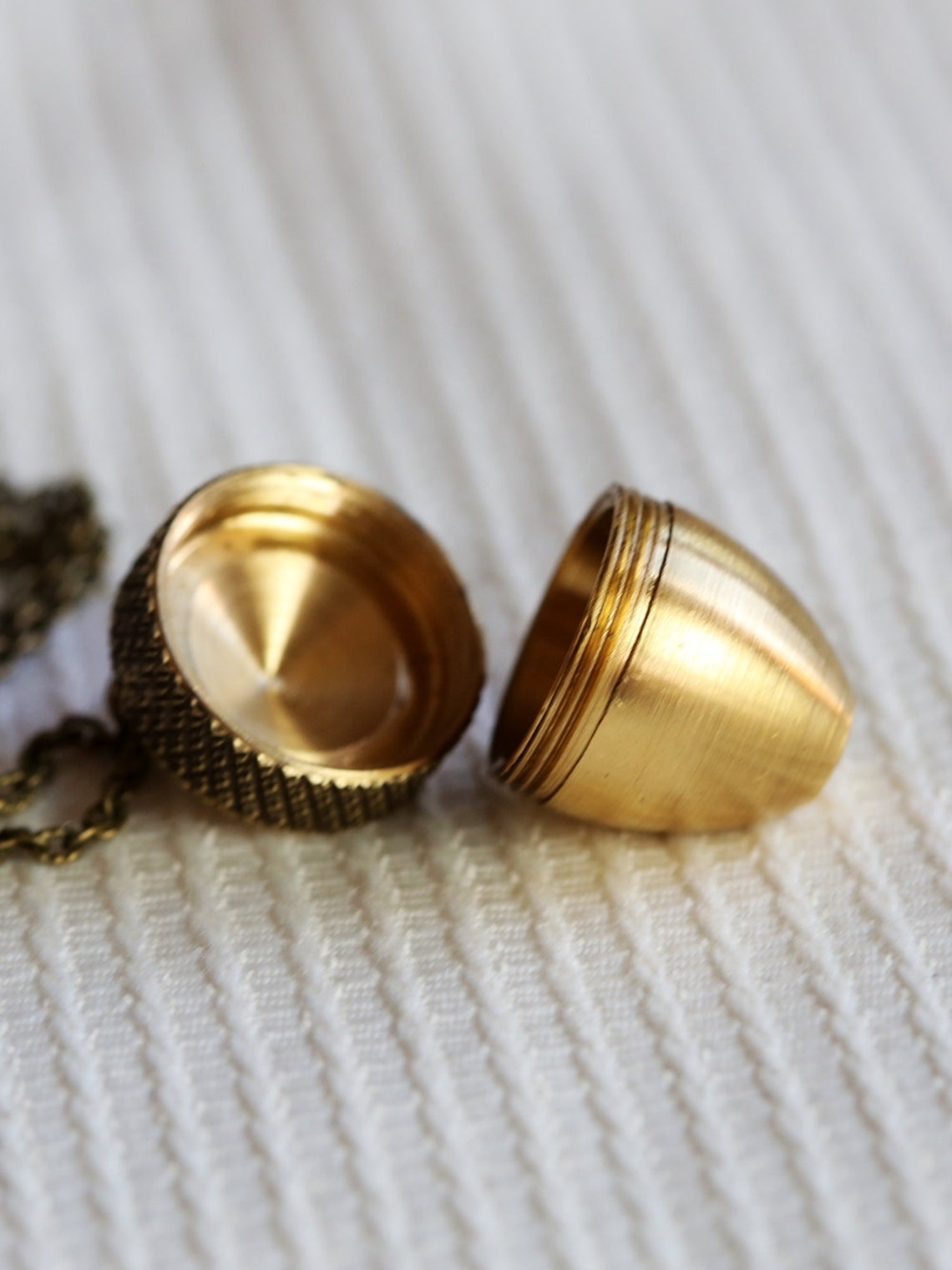 Locket Necklace, Acorn Locket,acorn Locket Gold, Acorn Pendant ...