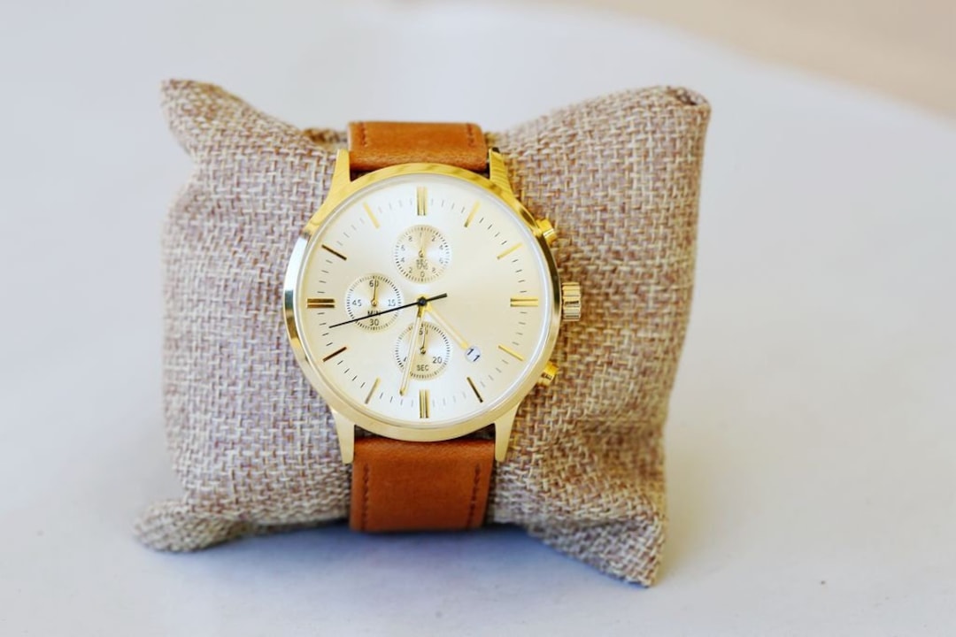 Personalized Watch, Custom Engraved Personalized Mens Gold Wrist Watch ...