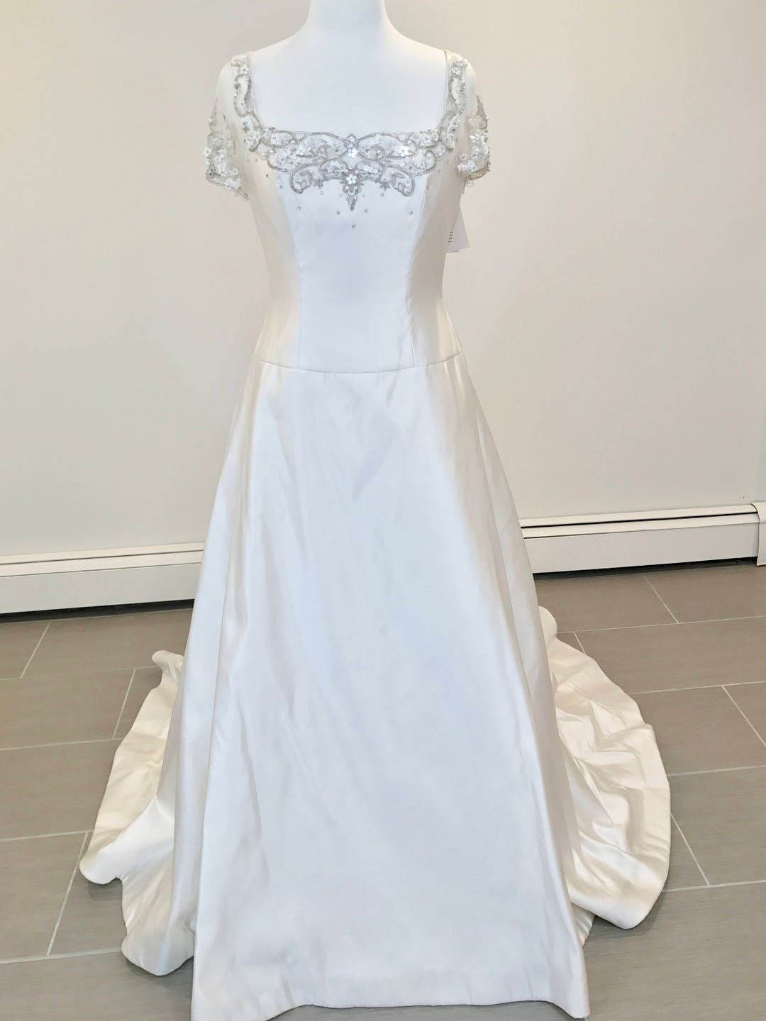 Beautifully Designed Wedding Dress by Givenchy Size 8 - Etsy