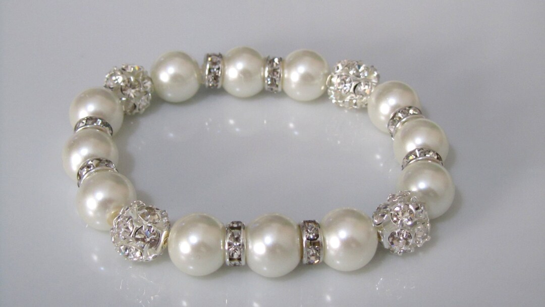 Pearl Bracelet With Crysyal Beads , Handmade Jewelry, Handmade Gift - Etsy