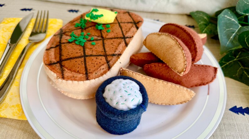 Felt Ribeye Steak & Potato Wedges Play Food Set - Montessori Pretend ...