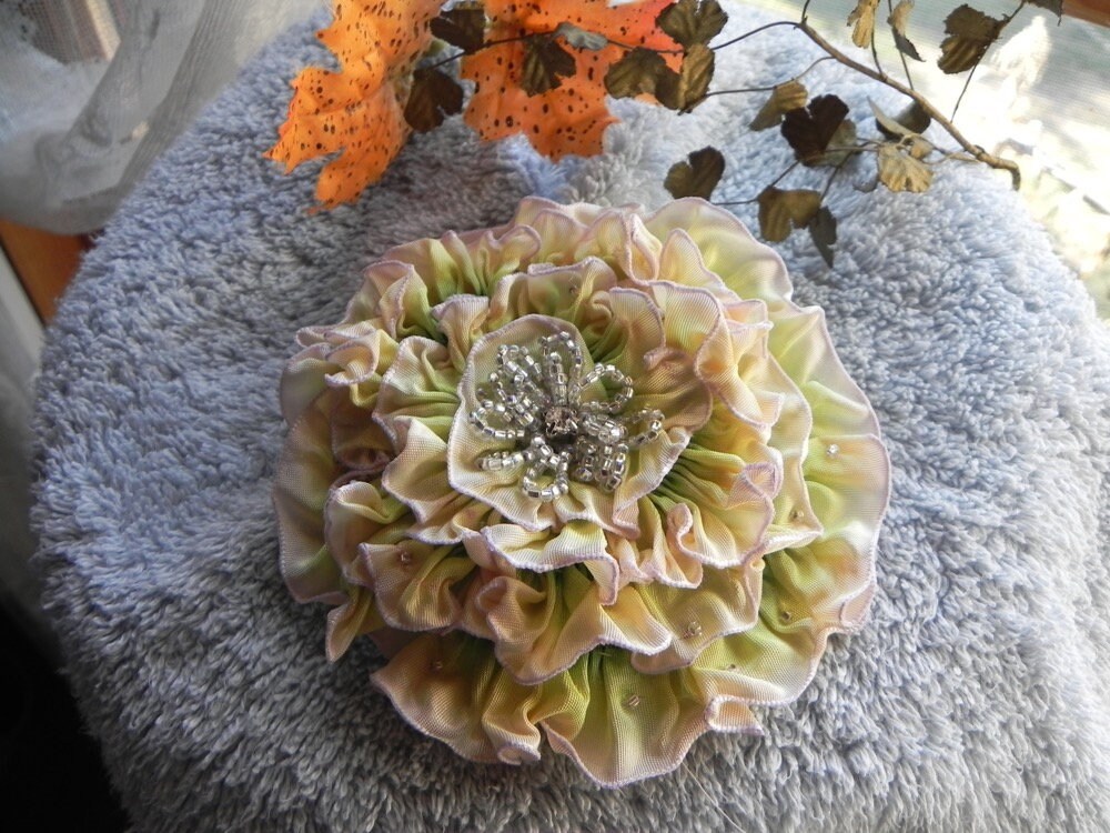 French Ombre' Ribbon Pale Pink to Green, Enchanting Millinery Appliqué ...