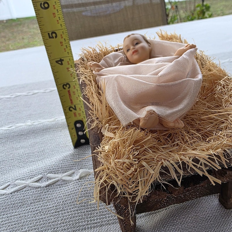 2005 Member's Mark Nativity Baby Jesus Hand Painted Porcelain Cloth ...