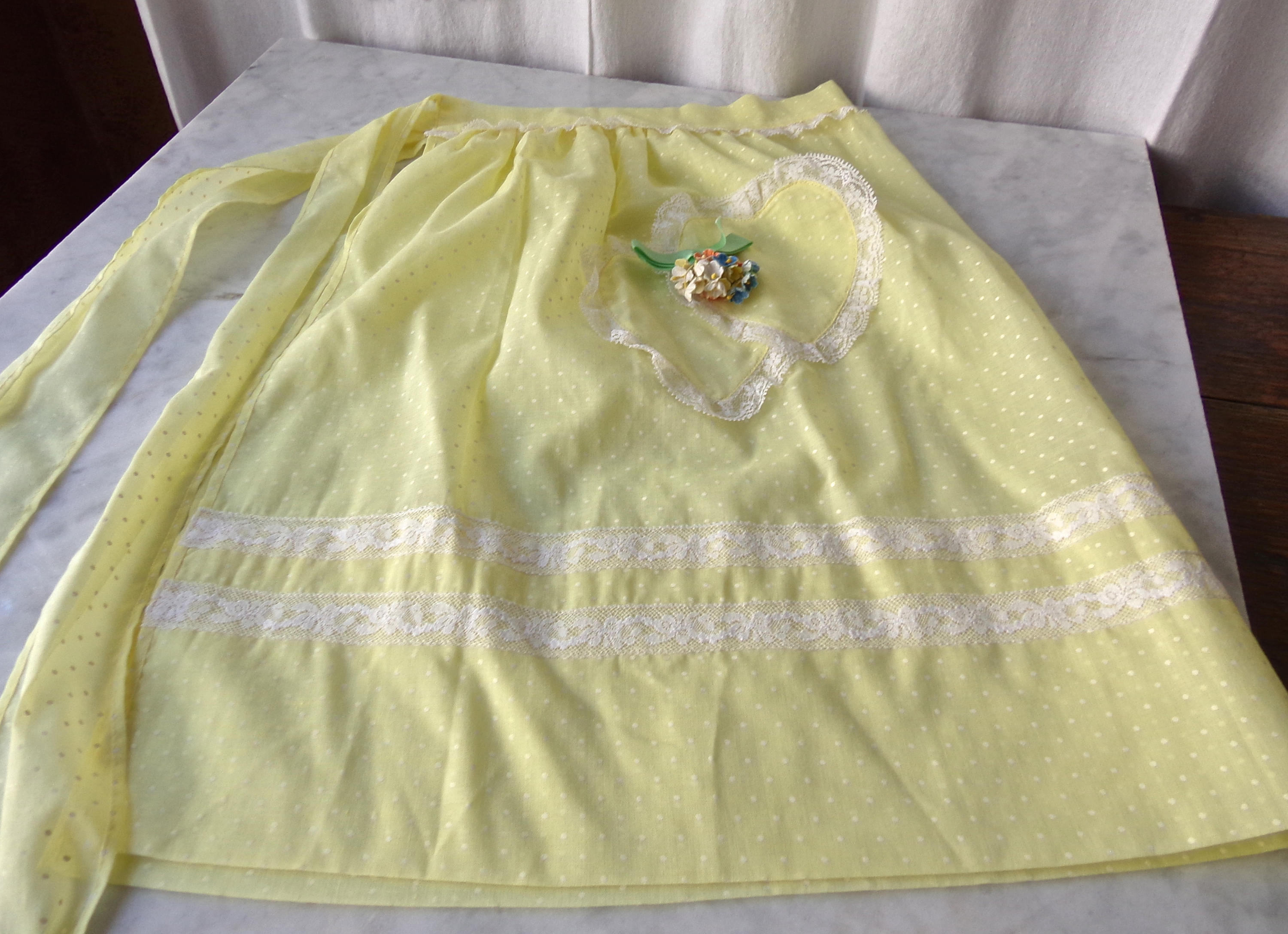 Vintage Apron, Yellow Polka Dot Print, Retro Kitchen 1950s - Etsy