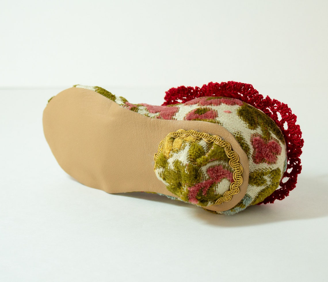 Vintage Velvet Slipper Pin Cushion - Etsy