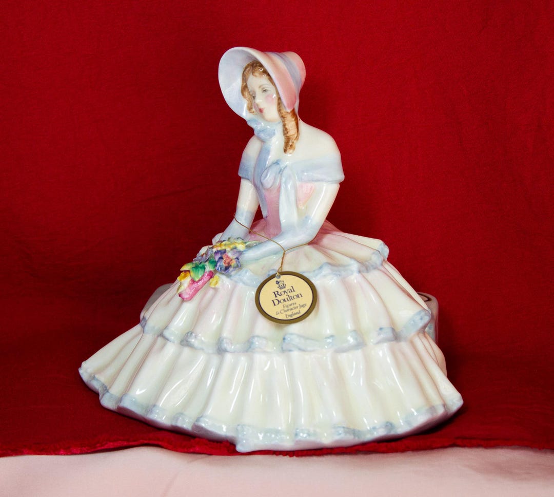 Vintage Royal Doulton Figurine, Daydreams 1935 - Etsy