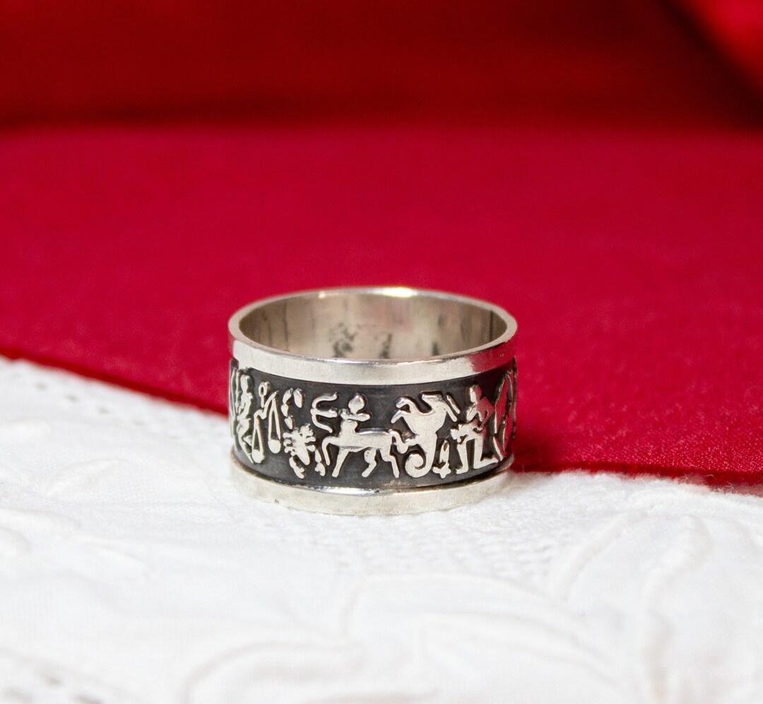 Vintage Sterling Zodiac Band Size 11 - Etsy