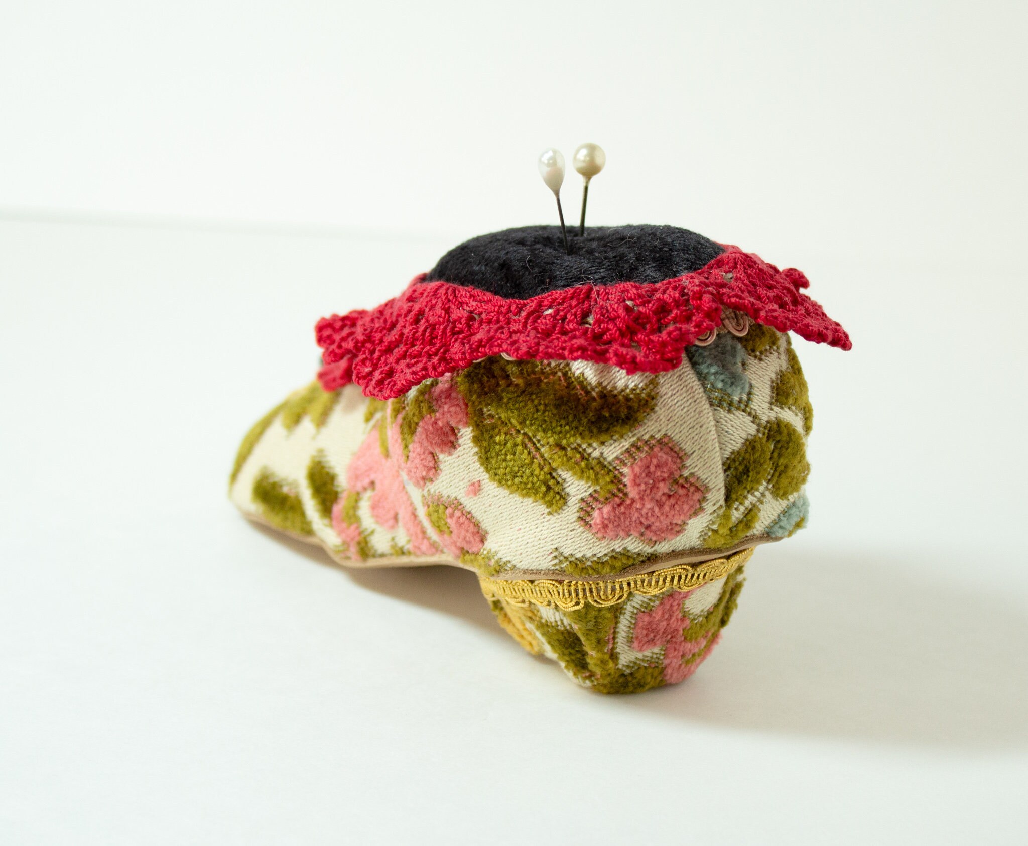 Vintage Velvet Slipper Pin Cushion - Etsy