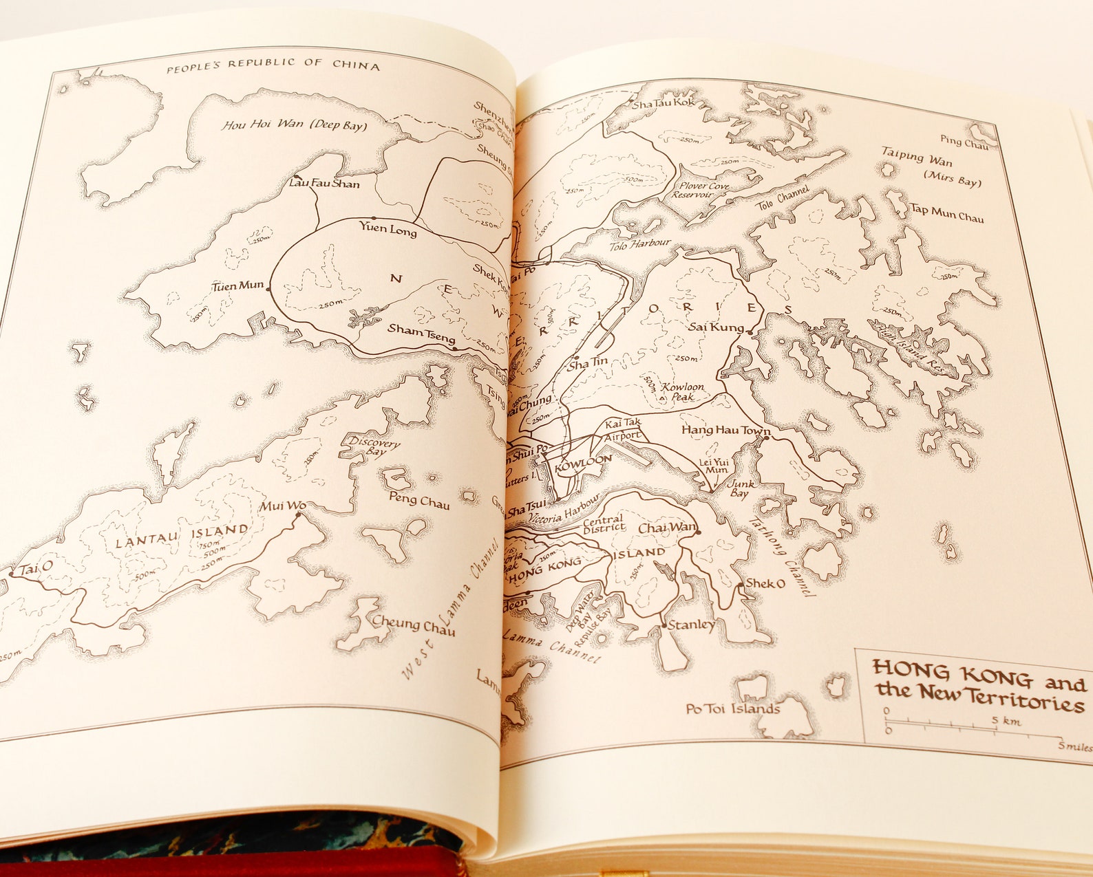 Vintage Hong Kong Signed First Edition Franklin Library 1988 - Etsy