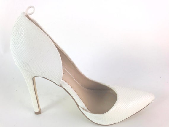 Vintage White Cutaway Pumps | Etsy