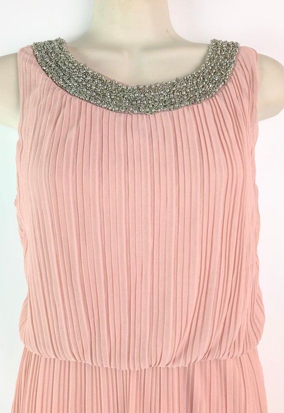 retro 60s pink accordion - Gem