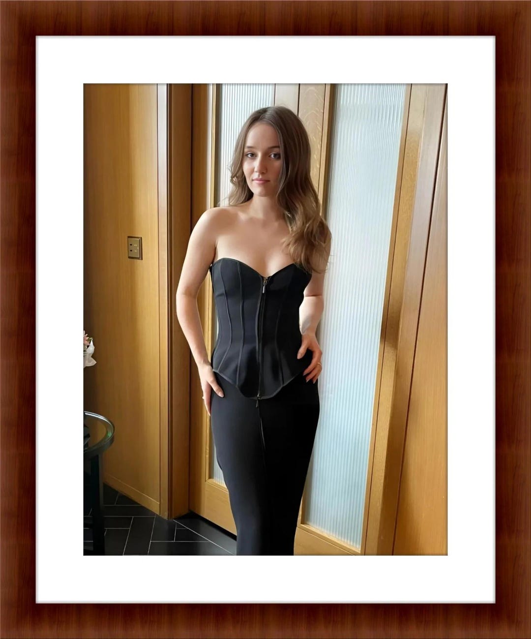 Kaitlyn Dever 8.5 X 11 Candid Color Unframed Photograph Collectable ...
