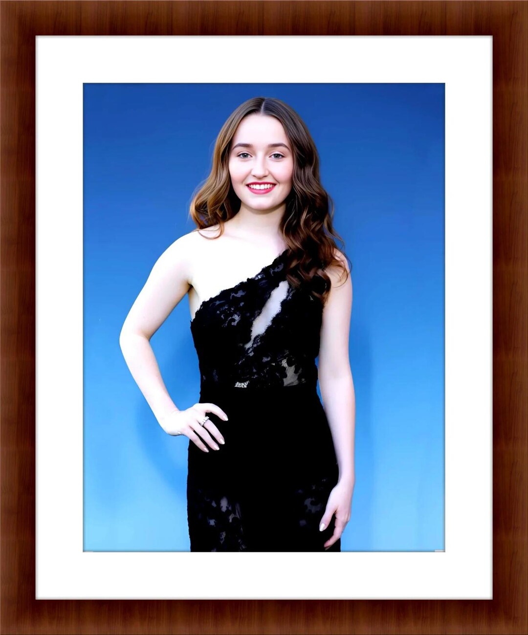 Kaitlyn Dever 8.5 X 11 Candid Color Unframed Photograph Collectable ...