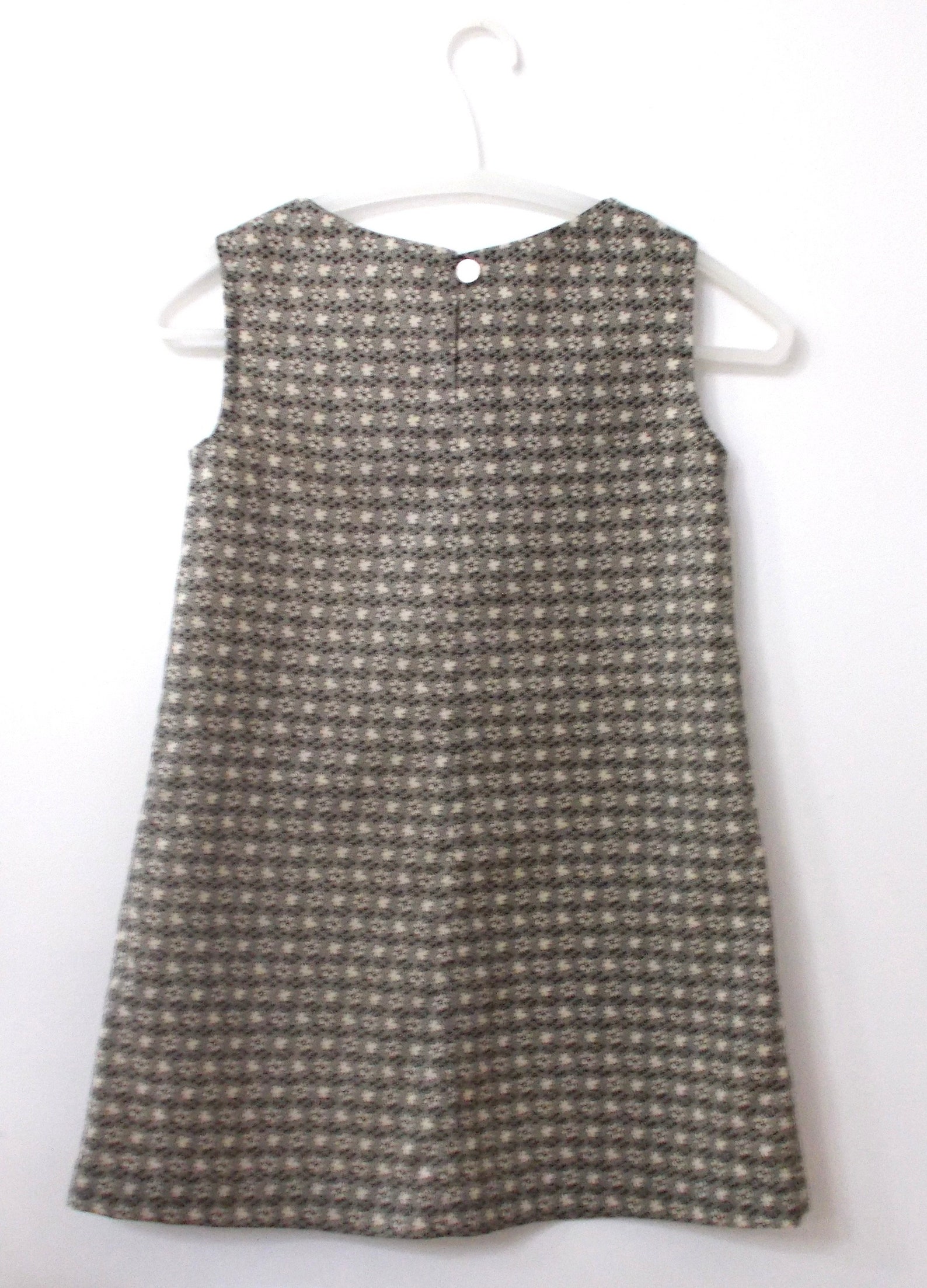 Girls Pinafore Dress Size 7 100% Cotton Black & Ivory Flower Print With ...