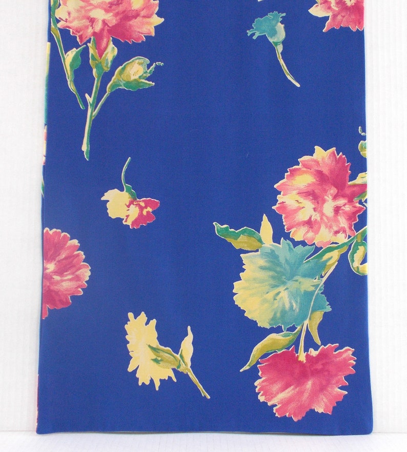 Oversized Carnation Motif Fabric Scarf 53 Long X - Etsy