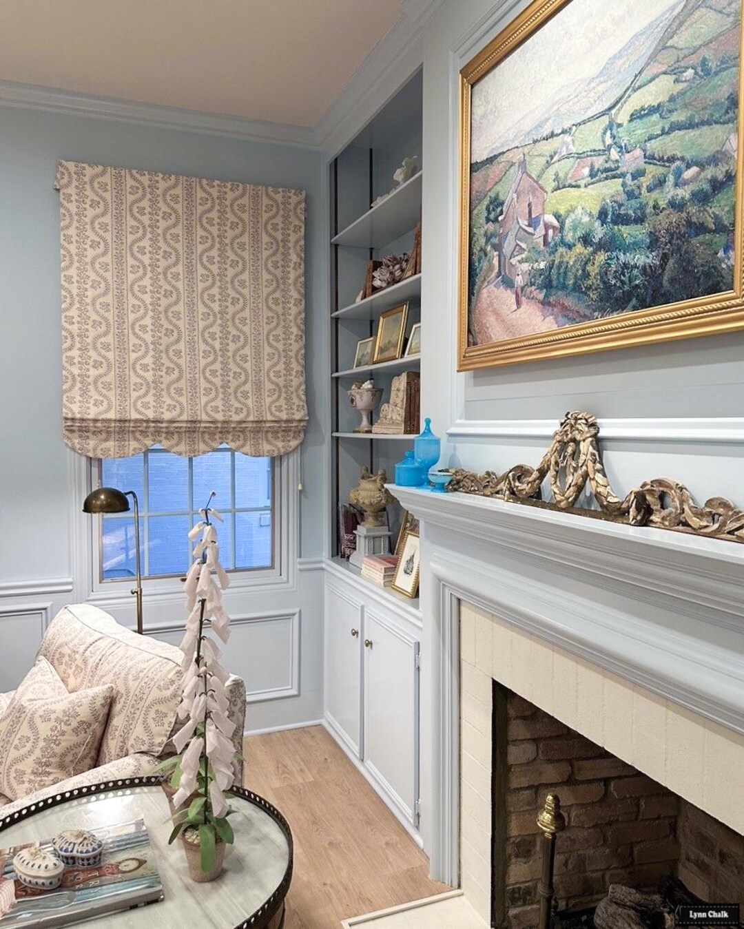 Sister Parish Dolly Custom Roman Shades With Scallop Bottom (shown in ...