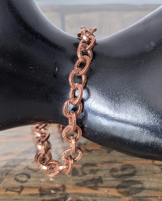Solid Copper Textured Chain Link Ladies Bracelet - Gem