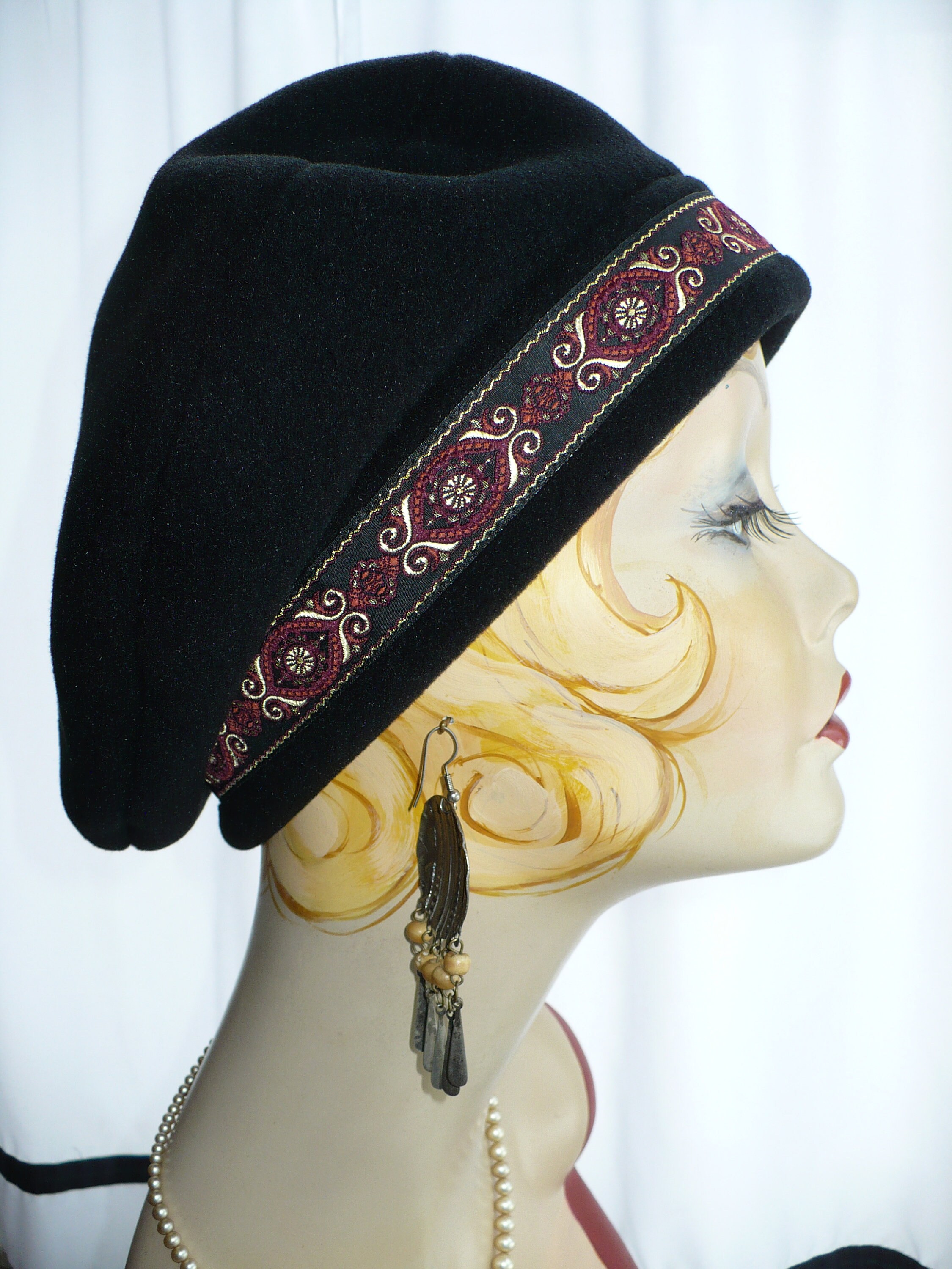 Black Beret With Old World Third Eye Trim Mens Womans | Etsy