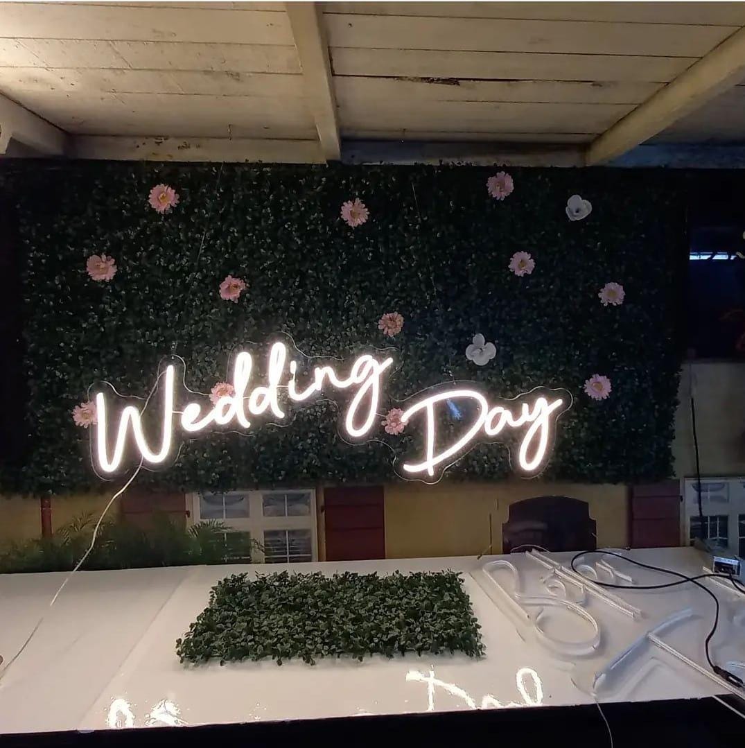 Custom Neon Wedding Sign: Personalized LED Name Light Decor - Etsy