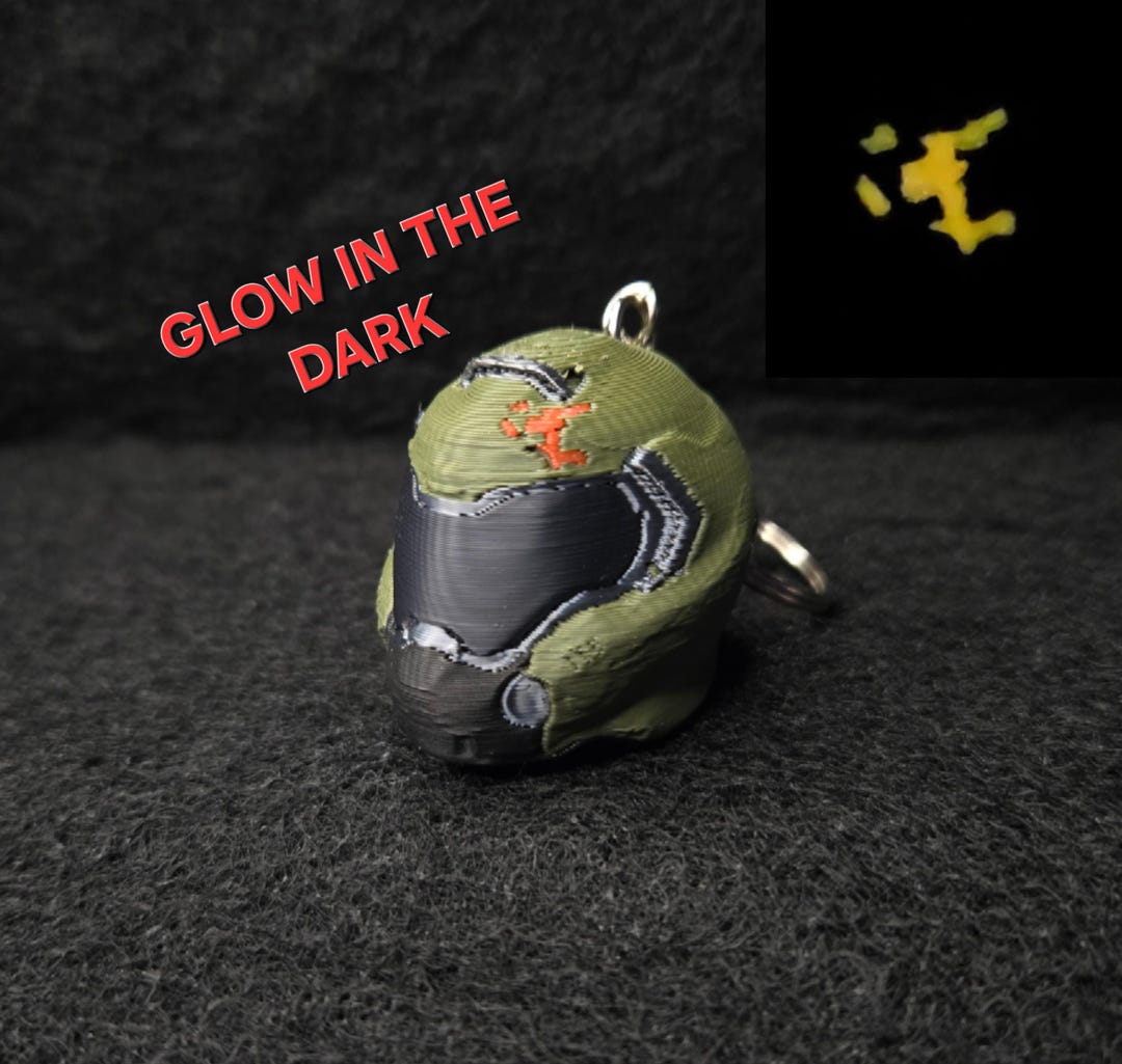 Doom- Inspired Doomslayer Praetor Helmet Glow in the Dark Keychain - Etsy