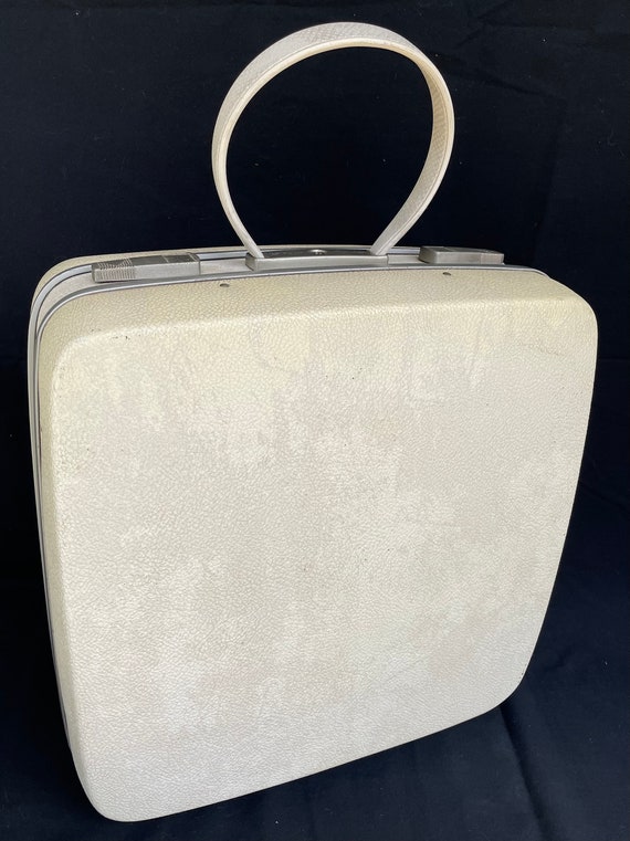 vintage small suitcase with - Gem