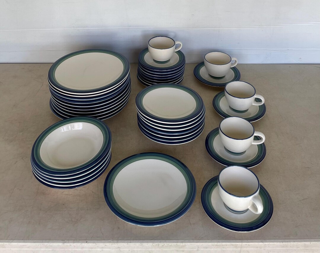 Vintage Pfaltzgraff Dinnerware - Ocean Breeze Pattern - 40-pieces Total ...