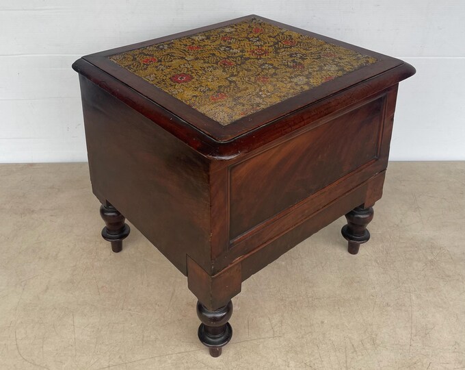 Commode Antique Mid-19th Century Mahogany Chamber Pot/commode With ...