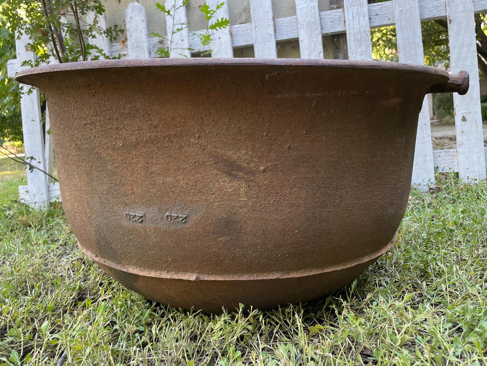 Antique Cauldron - Huge 30 Gallon Cast Iron Cauldron - Warranted 30 Gal ...